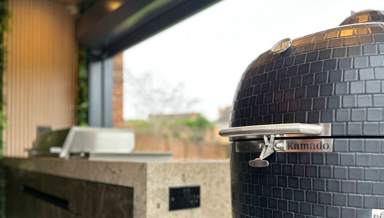 Komodo Kamado - IC Furniture